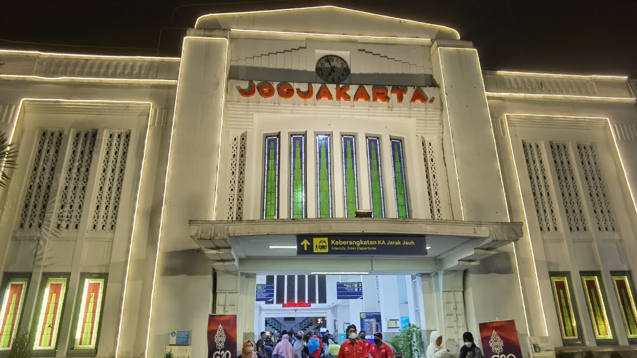 4 Hari 3 Malam di Jogja l Tera Hotel, Kotta Go Review, Tour UGM ...