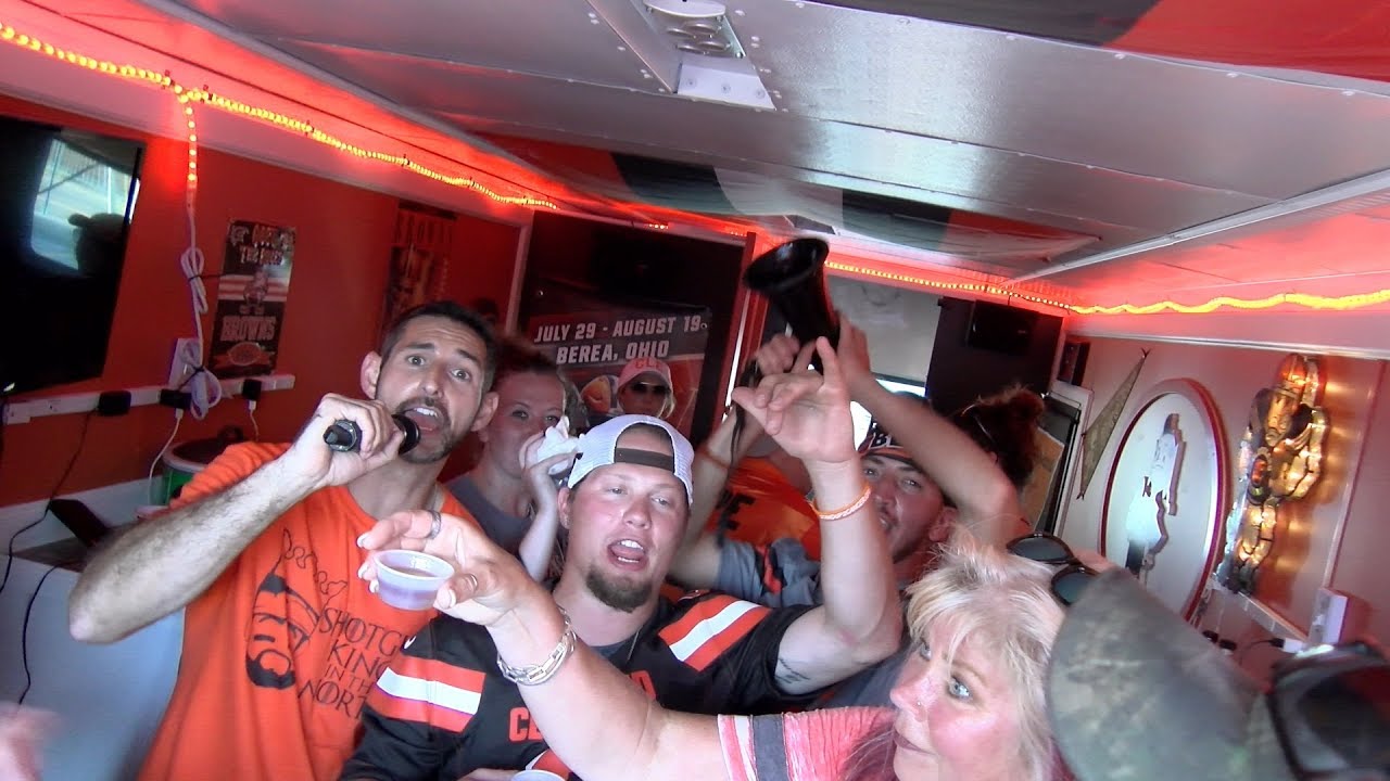 "Muni Lot" Sunday Night Browns Tailgating - YouTube