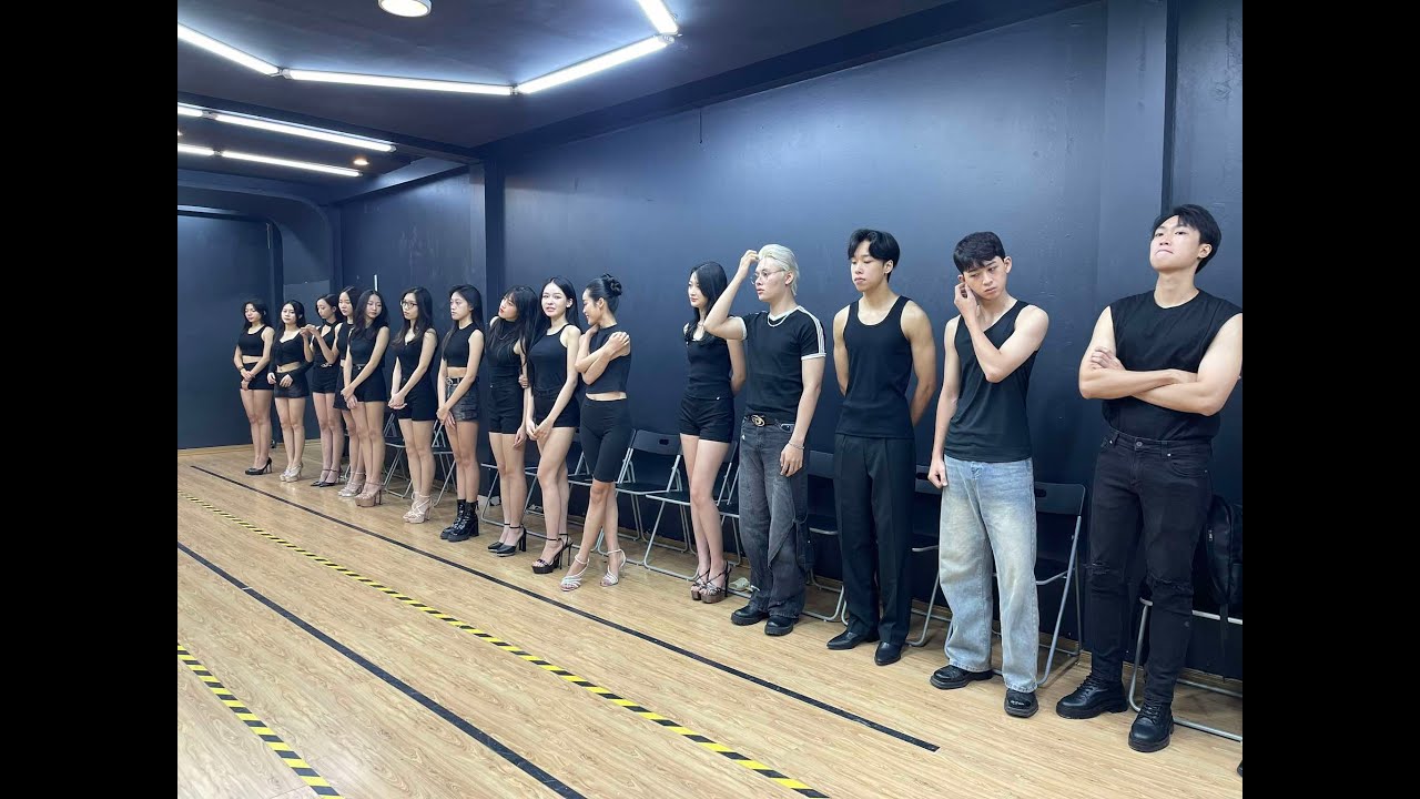 Professional models practice catwalk training at BYB Academy ...