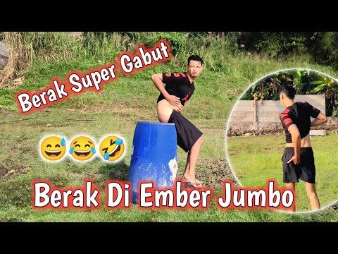 Comedy Funny - Berak Di Ember Besar
