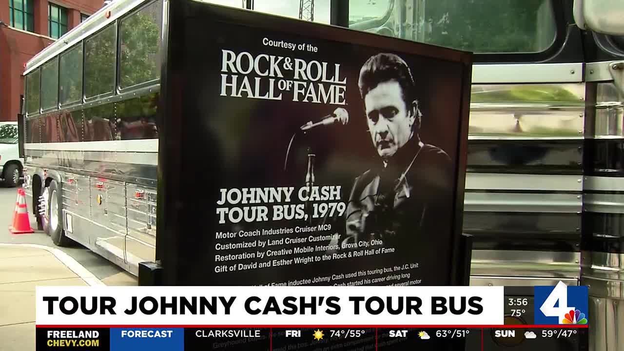 Tour Johnny Cash's tour bus - YouTube
