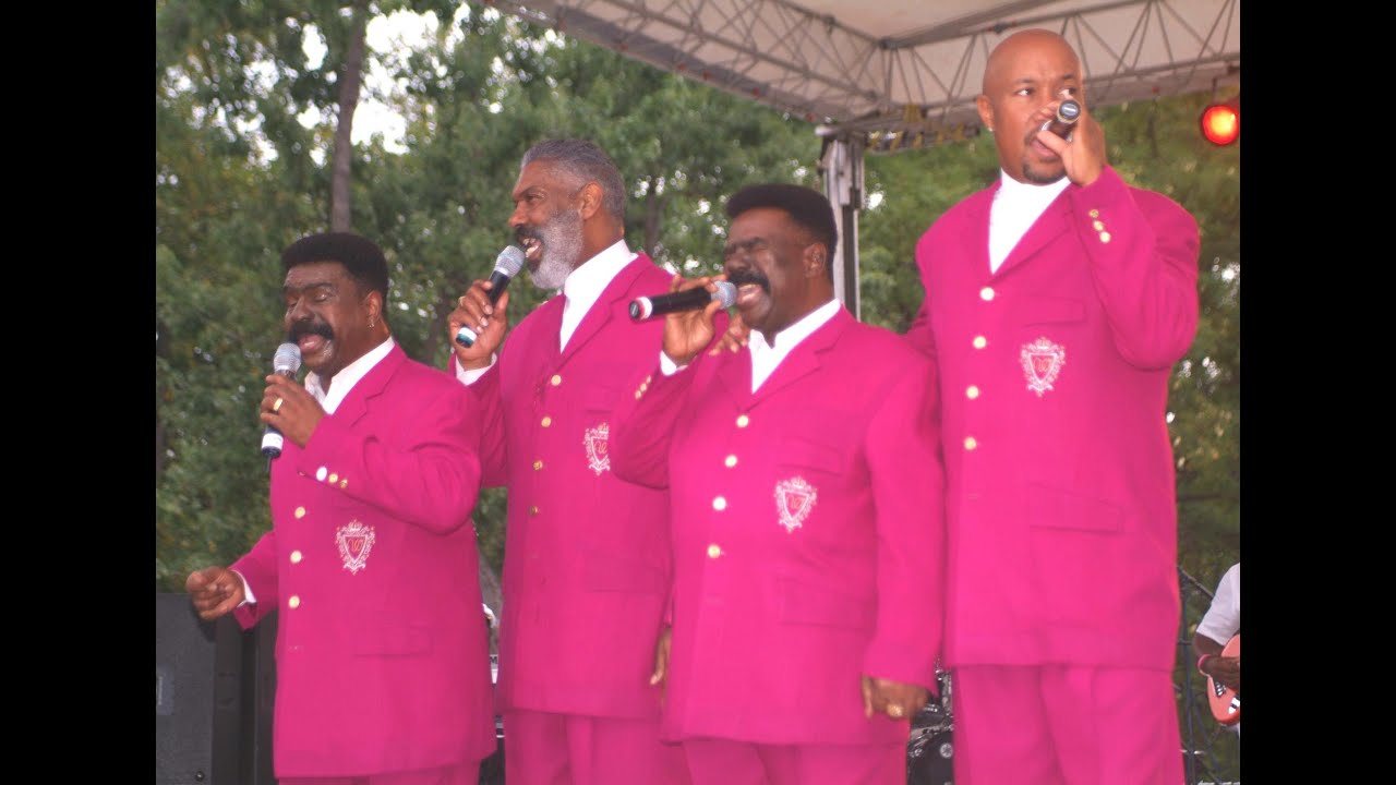 Walter Scott Jr. of The Whispers Dies at 81 After Cancer Battle in ...