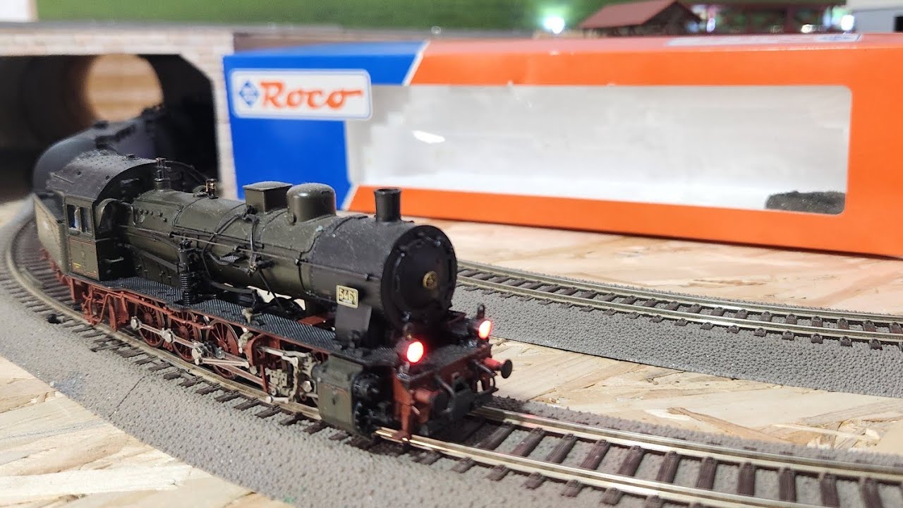 Roco KPEV G10-BR57 oil train - YouTube