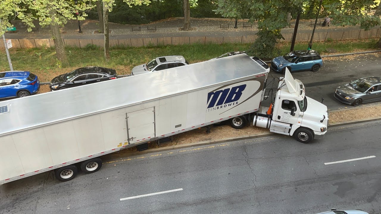 Tractor Trailer Truck Recovers from a Stuck Position - YouTube