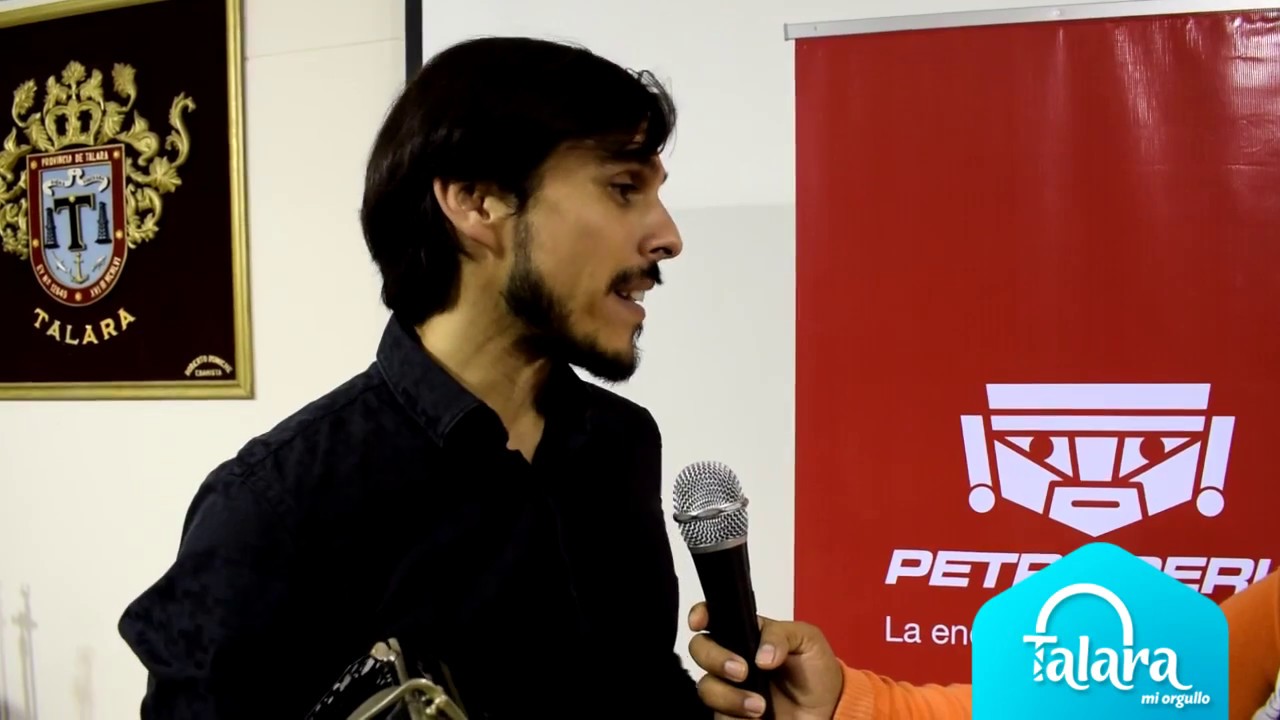 Claudio Constantini deleitó a talareños en recital de bandoneón - YouTube