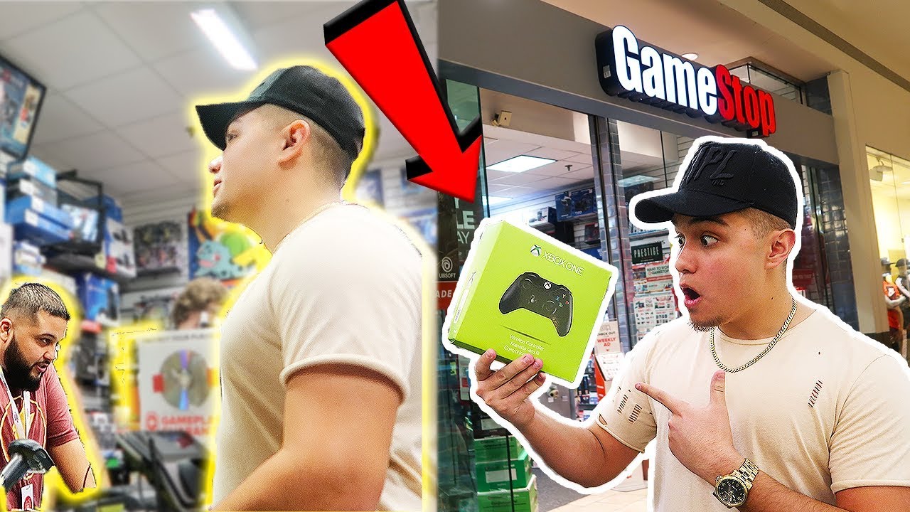 SELLING GAMESTOP A FAKE XBOX ONE CONTROLLER! - YouTube