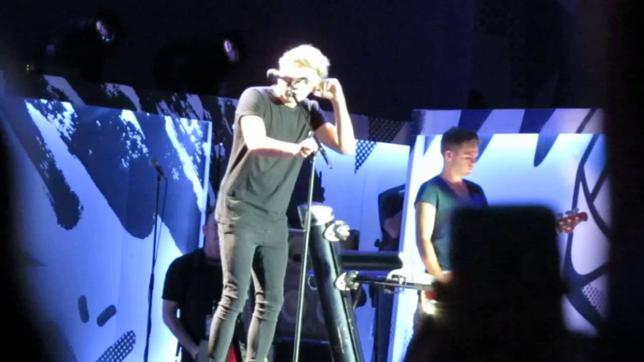 One Direction-18 MetLife Stadium, NJ OTRA Tour August 5, 2015 - YouTube