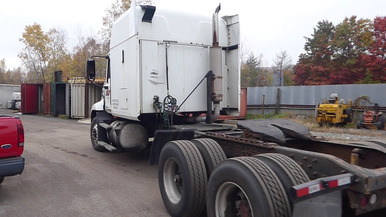 2004 Mack CX613 Tandem Axle Sleeper Cab Tractor - TRO 1020201 - YouTube