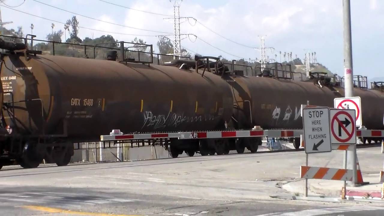 Union Pacific Tank Train - 9/26/2014 - YouTube