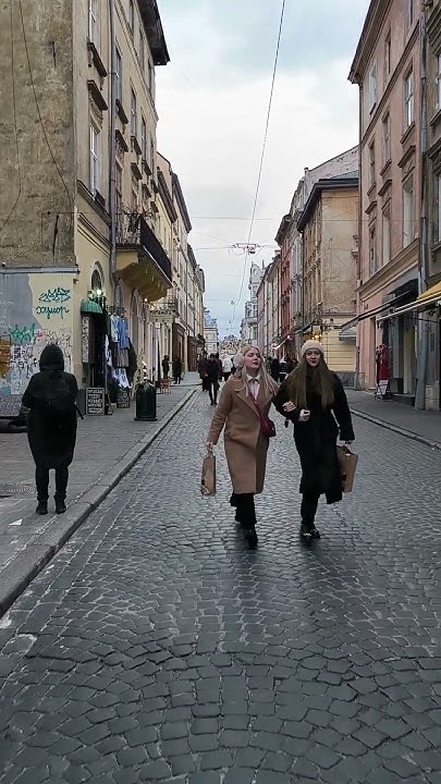 Львів 2023 бандуристи на вулиці Краківській 26 листопада львівдепо