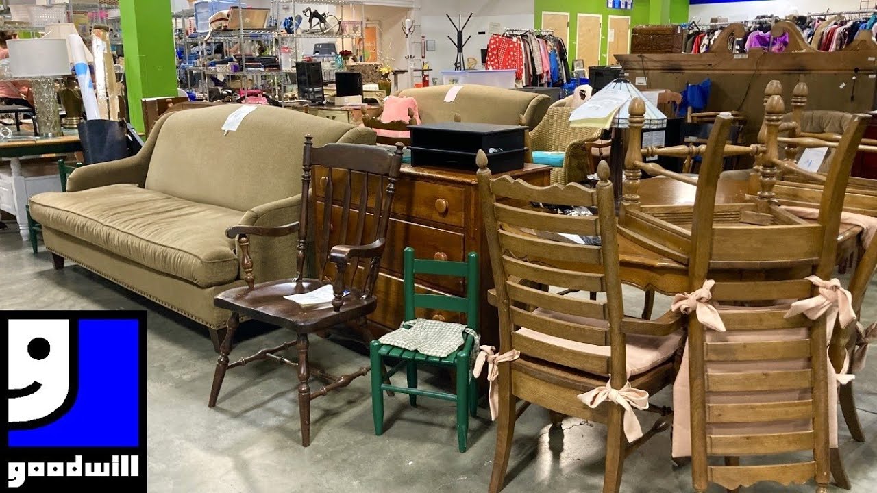 GOODWILL (3 DIFFERENT STORES) SHOP WITH ME FURNITURE CHRISTMAS DECOR ...