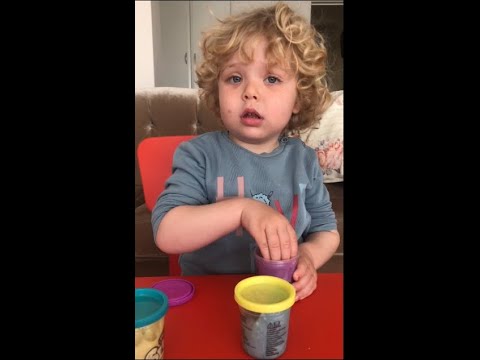 HARİKA KANATLAR ve Play-doh slime ile eğlenceli bir oyun | Osman Selim harika kanatları kurtarıyor.