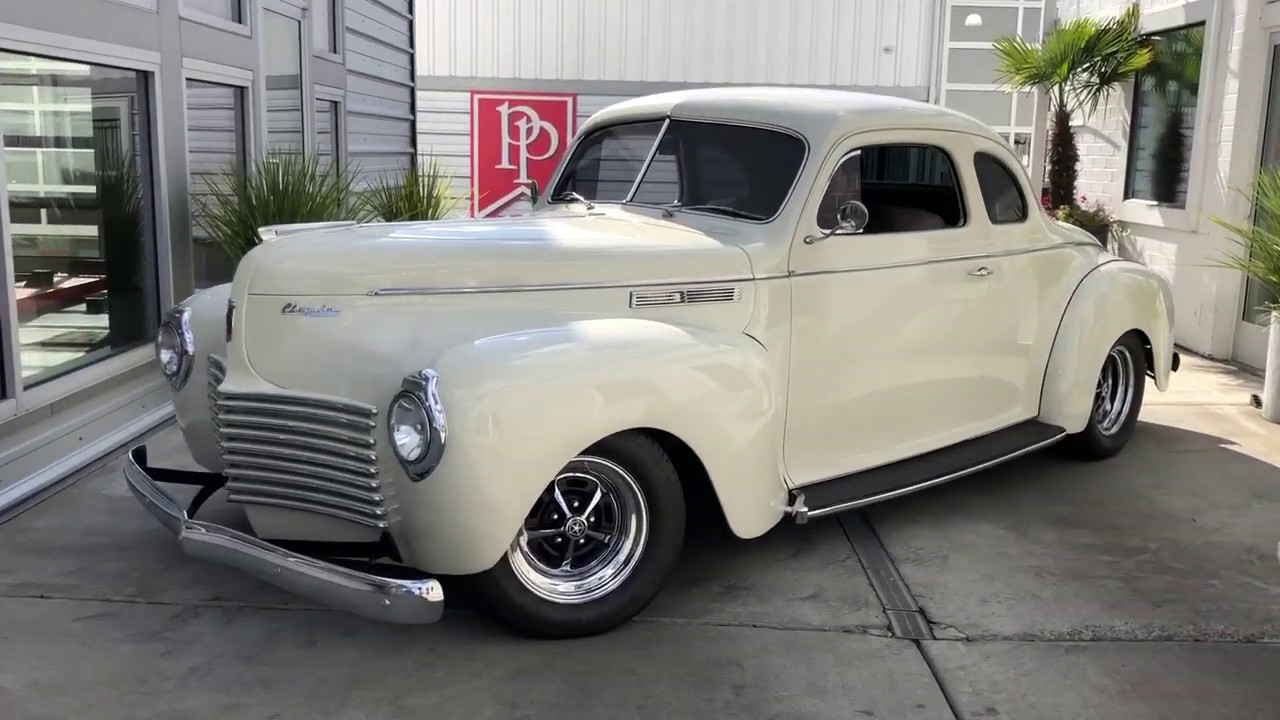 1940 Chrysler Windsor Coupe at Park Place LTD - YouTube