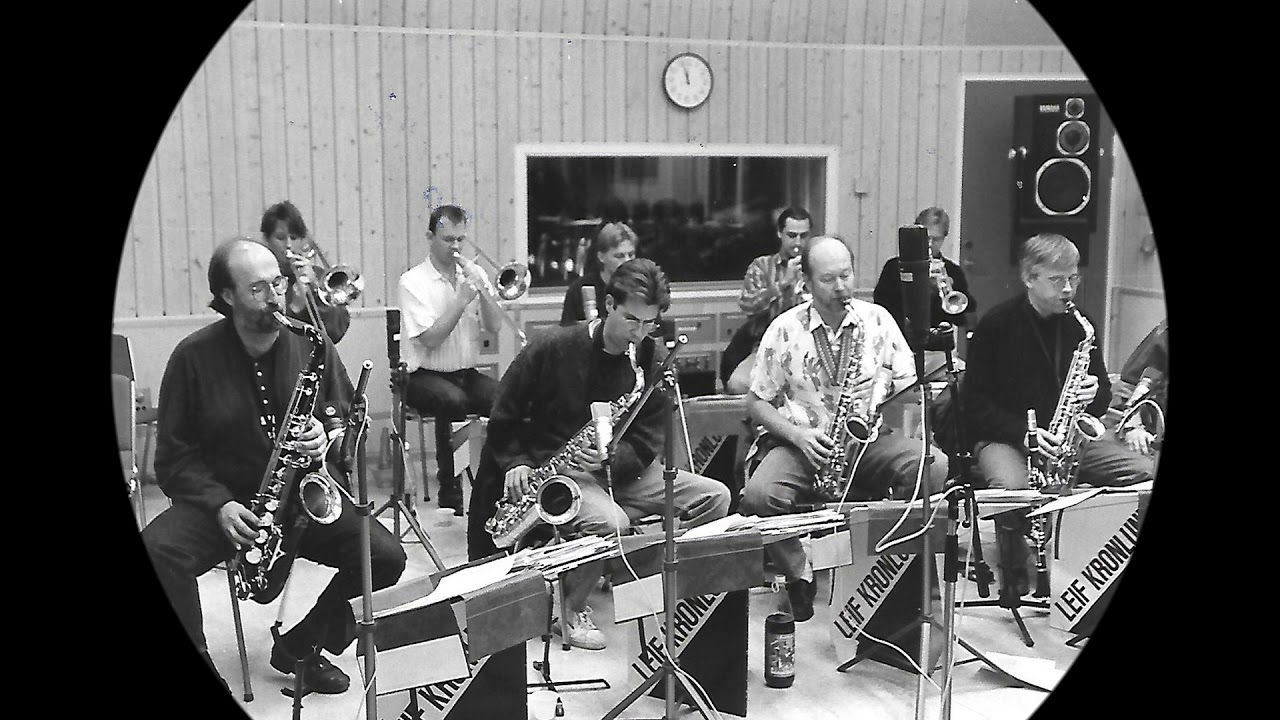 Bye Bye Blackbird Sjunger Roffa Lind med Leif Kronlund norr - YouTube