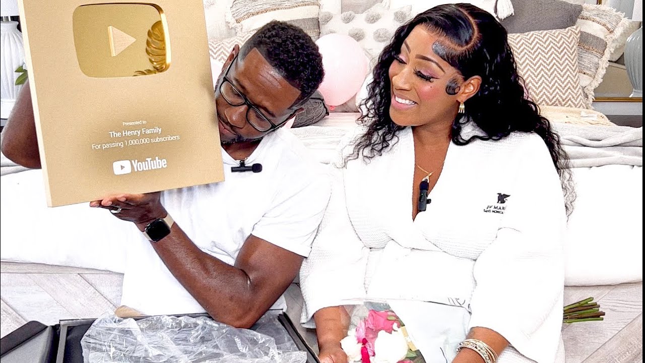 1 MILLION SUBSCRIBERS🎉EMOTIONALLY UNBOXING OUR 1 MILLION SUBSCRIBER ...