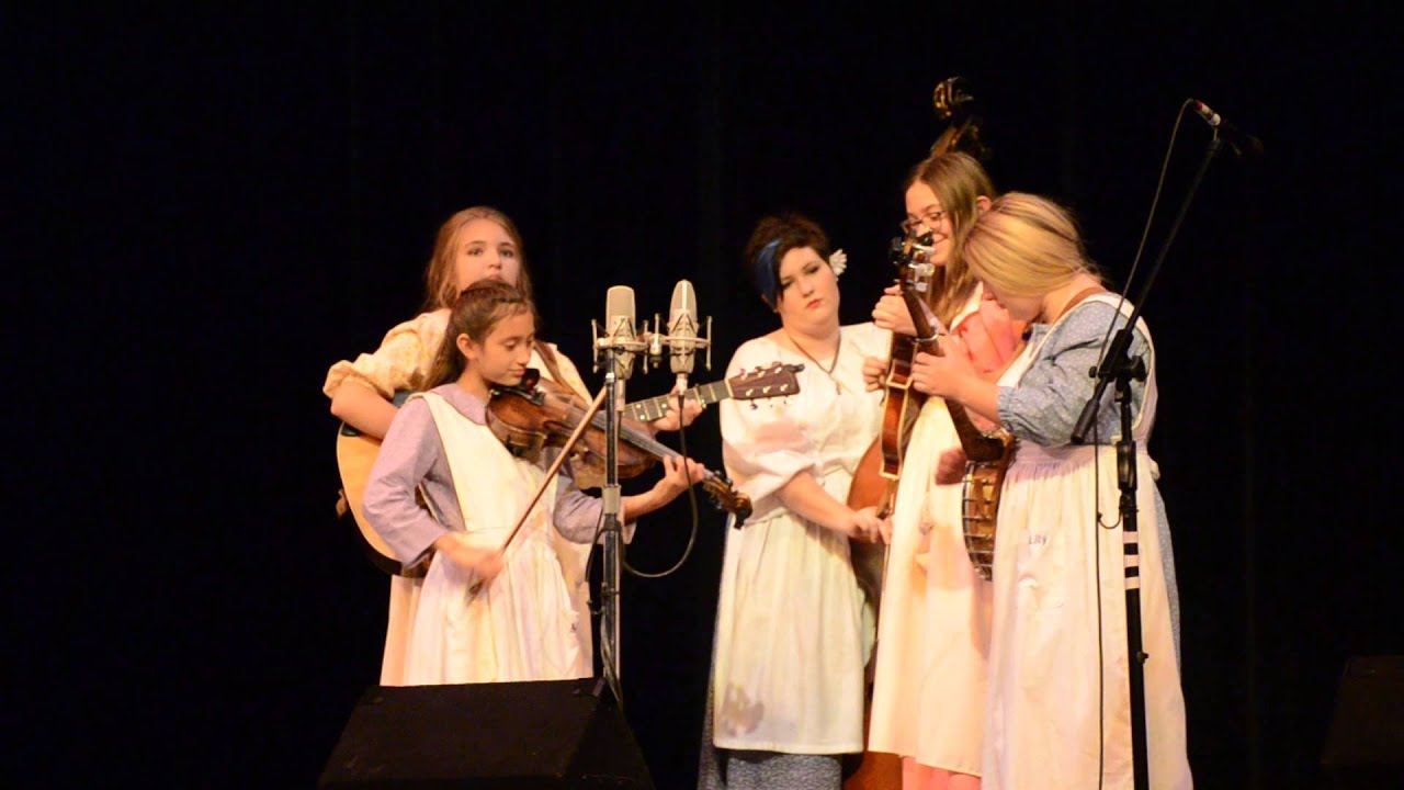 Twang All Girl String Band---The Cuckoo - YouTube