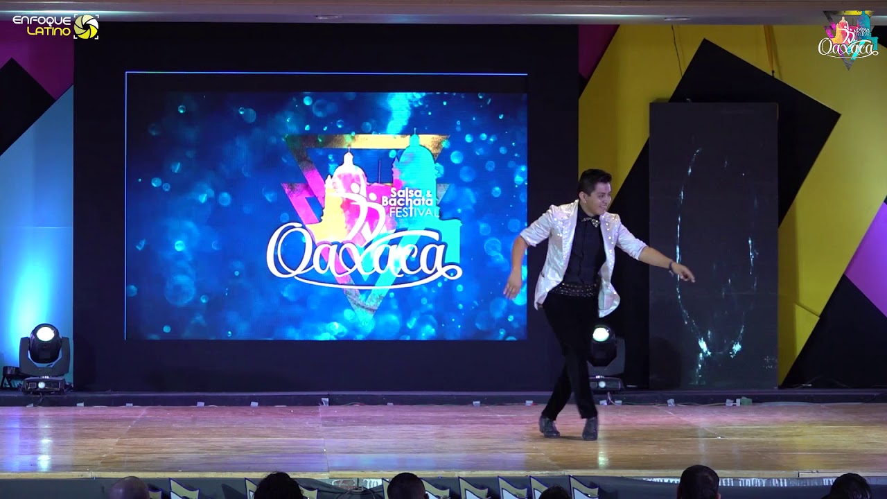 Alejandro Ceja - Salsa Solista Pro Hombre - OSBF 2020 - YouTube