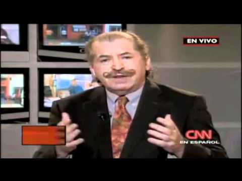 La risa de Andrés Izarra (CNN en español) - YouTube