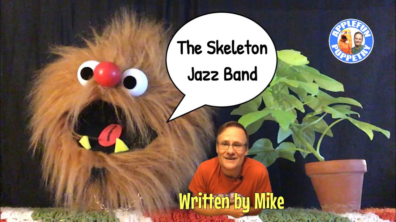 Drowsy Stories with the Moondog - The Skeleton Jazz Band - YouTube