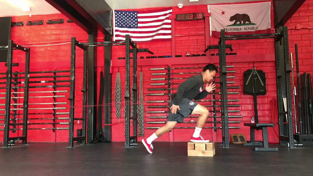 Kneeling Banded Lateral Acceleration Box Lunge - YouTube