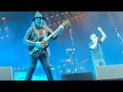System of a Down: Deer Dance [Live 4K] (Las Vegas, Nevada - October 15 ...