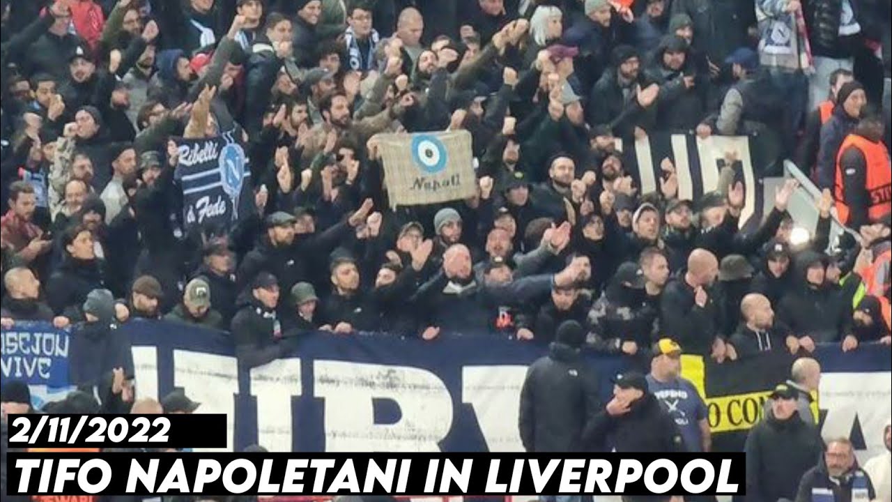 TIFO NAPOLETANI IN LIVERPOOL || Liverpool vs Napoli 2/11/2022 - YouTube