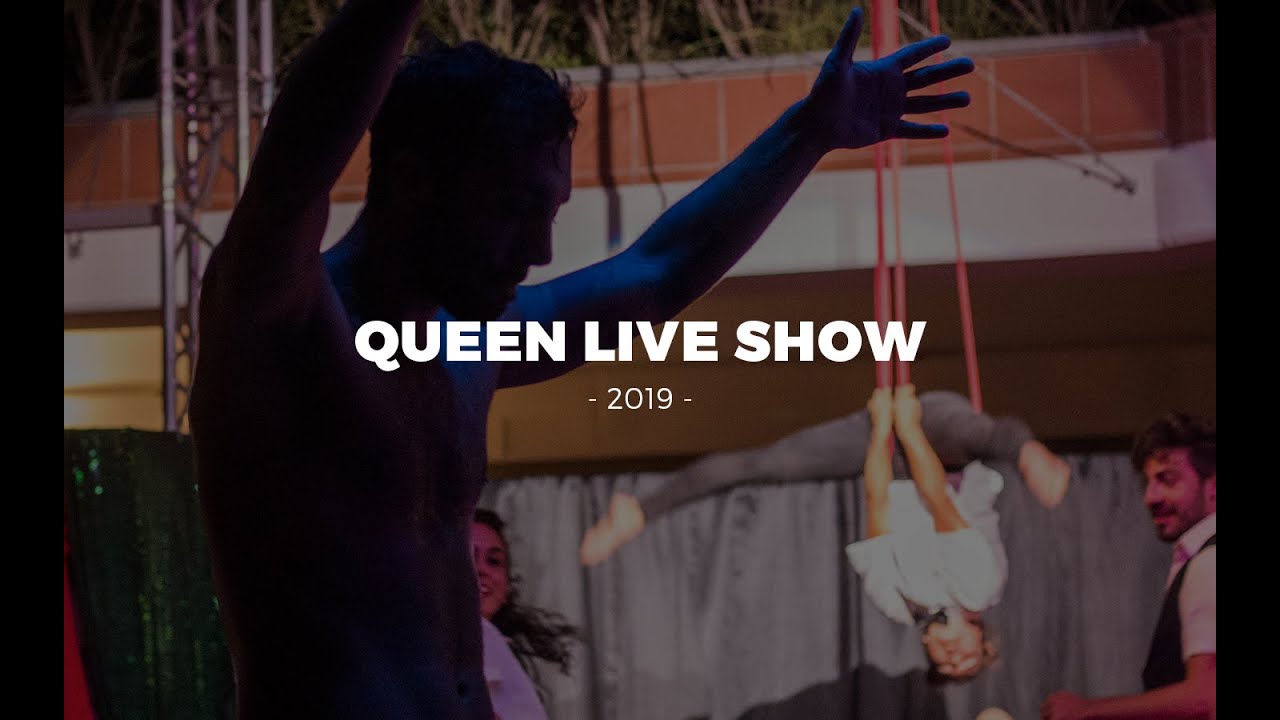 Queen Live show - YouTube