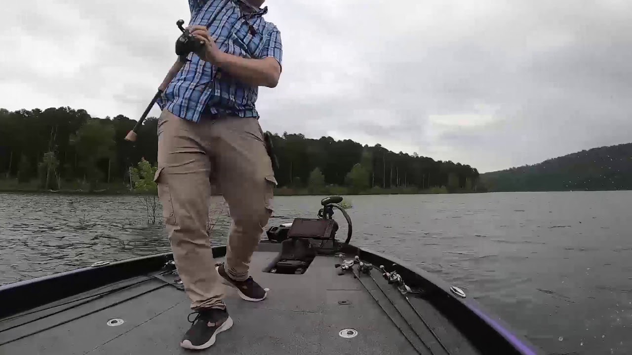 Broken Bow Lake Bush Bass - YouTube