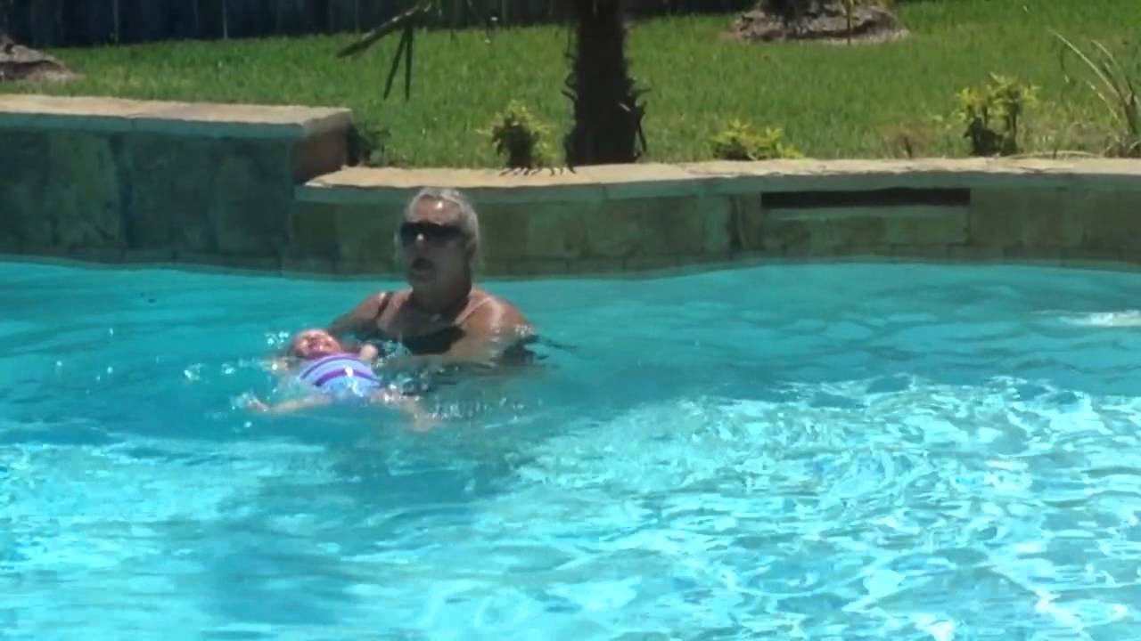 Day 3 Ellie swim lesson - YouTube