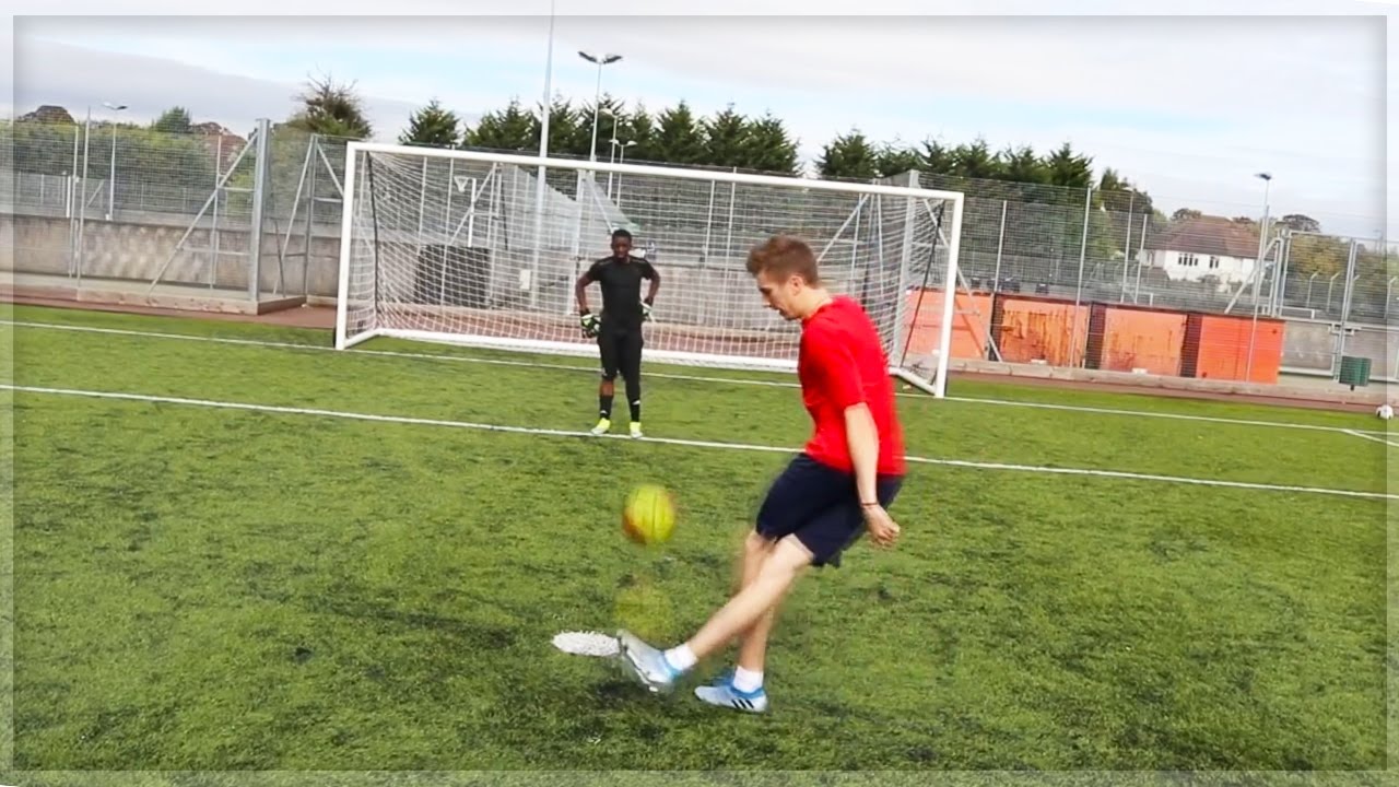 MINIMINTER TOP 10 FOOTBALL MOMENTS! - YouTube