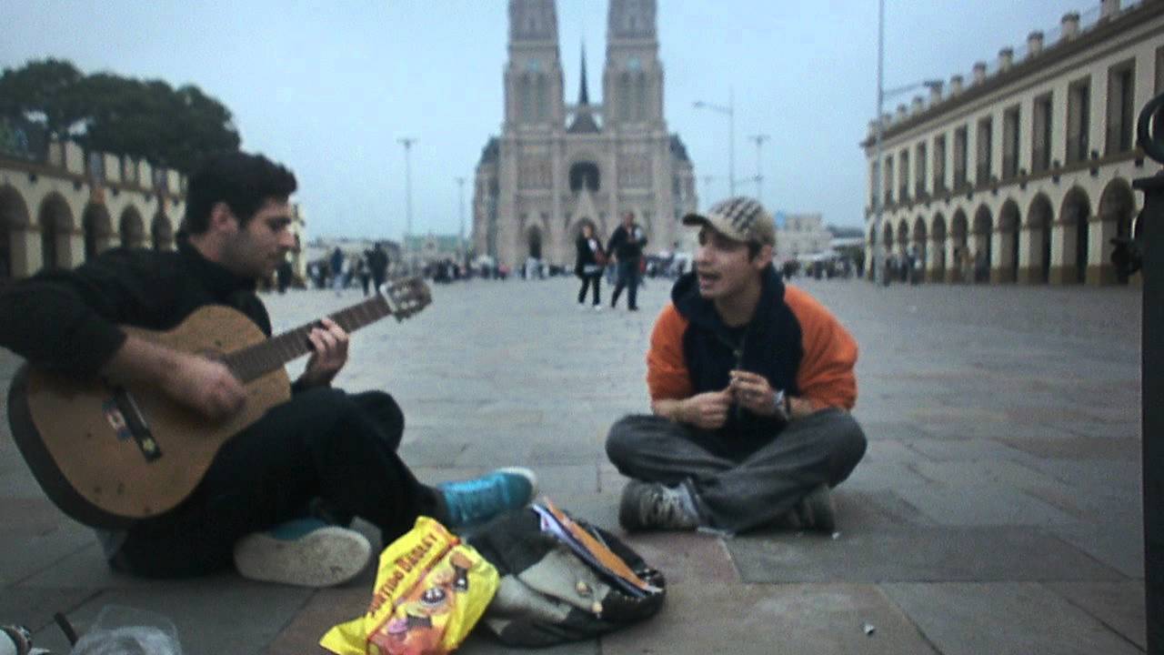 gabriel magallanes y maku bag - YouTube