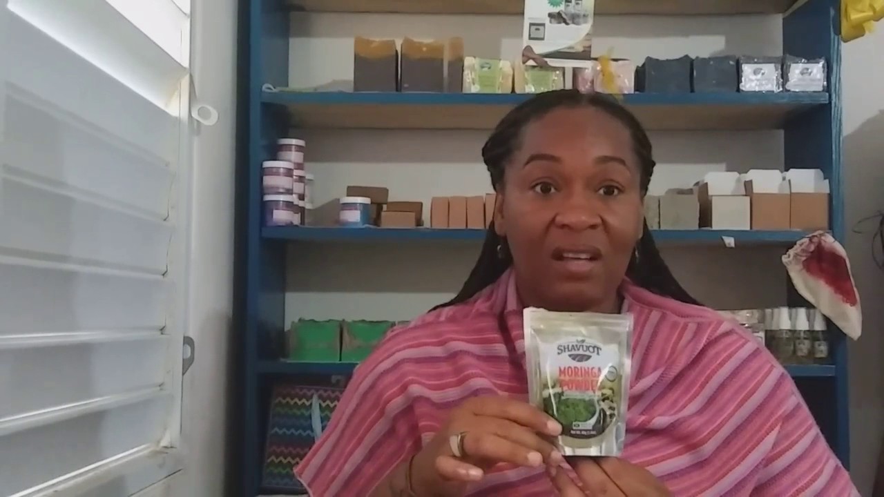 Jamaican Black Castor Oil and Moringa Powder (Shavuot) - YouTube