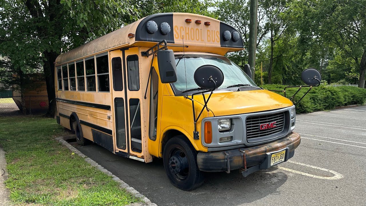 2003 MidBus Guide GMC School Bus Walkaround - YouTube
