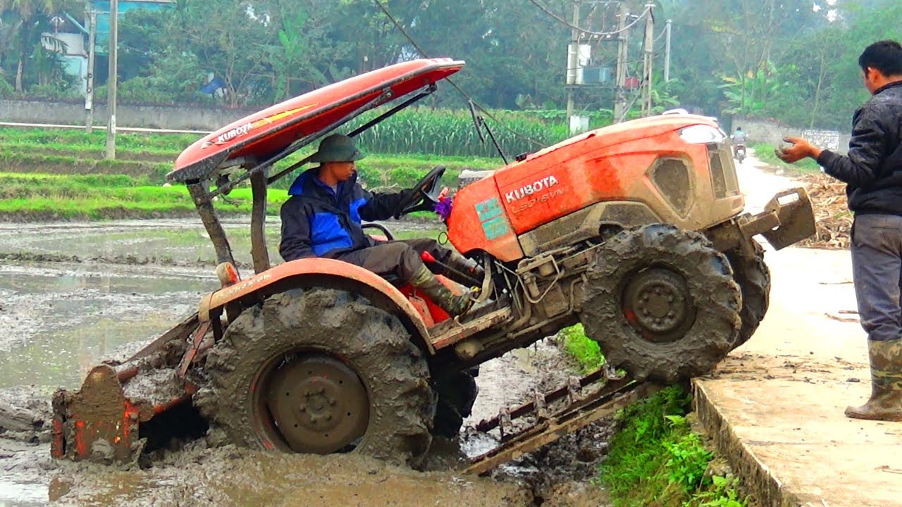 máy cày, xem máy cày, may cay kubota, máy cày ruộng LÀM VIỆC Tractor at ...