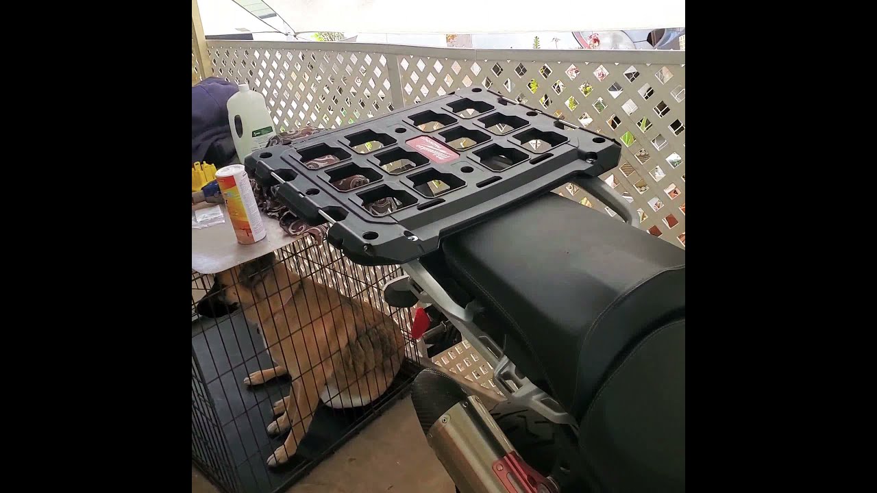 Milwaukee packout moto - YouTube