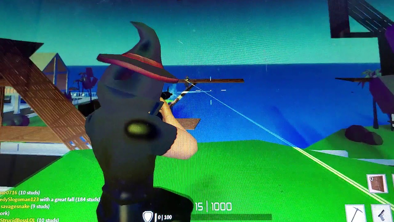 Playing strucid beta on roblox with my friends - YouTube