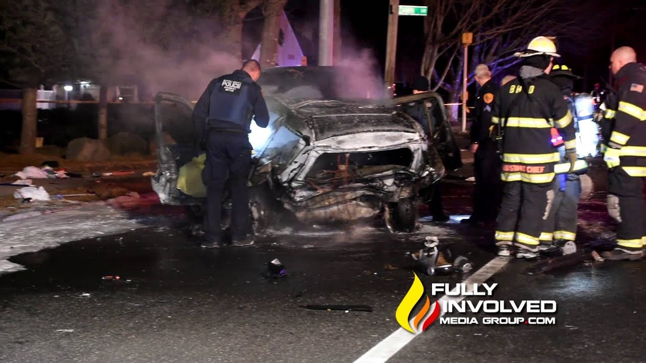 Shirley Ny 1 Person Dead After 2 Vehicle Crash 1 Bursts Into Flames 02