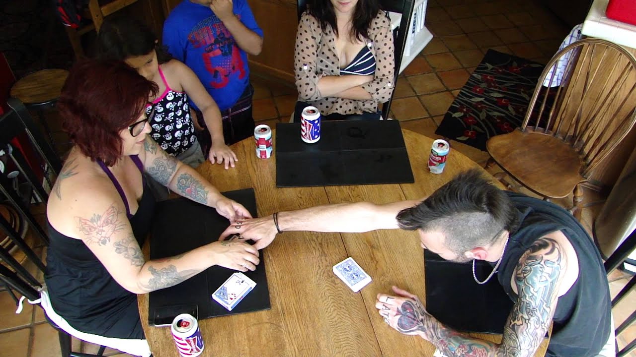Timmy Braun "Double Decker" card trick. - YouTube