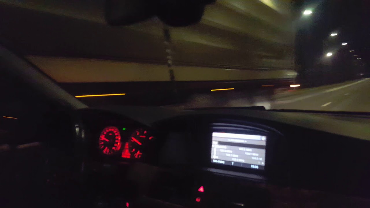 BMW 530 e60 Night Drive - YouTube