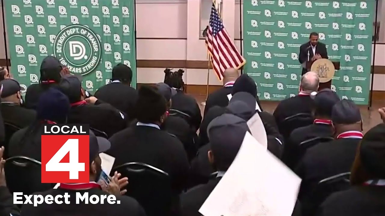 Group of 30 new DDOT drivers get their badges - YouTube