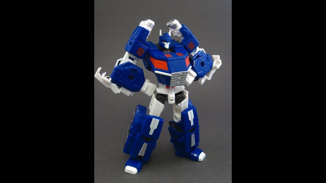 FOC Ultra Magnus figure review - YouTube