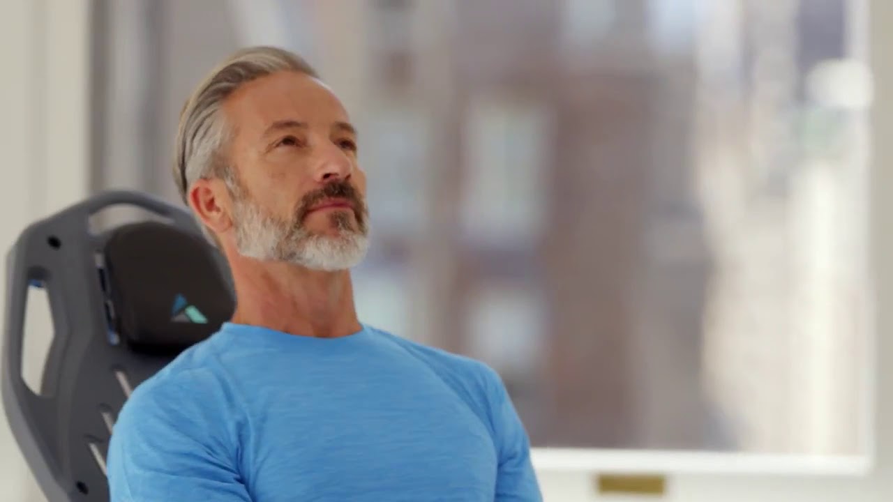 How a Teeter Inversion Table Relieves Back Pain - YouTube