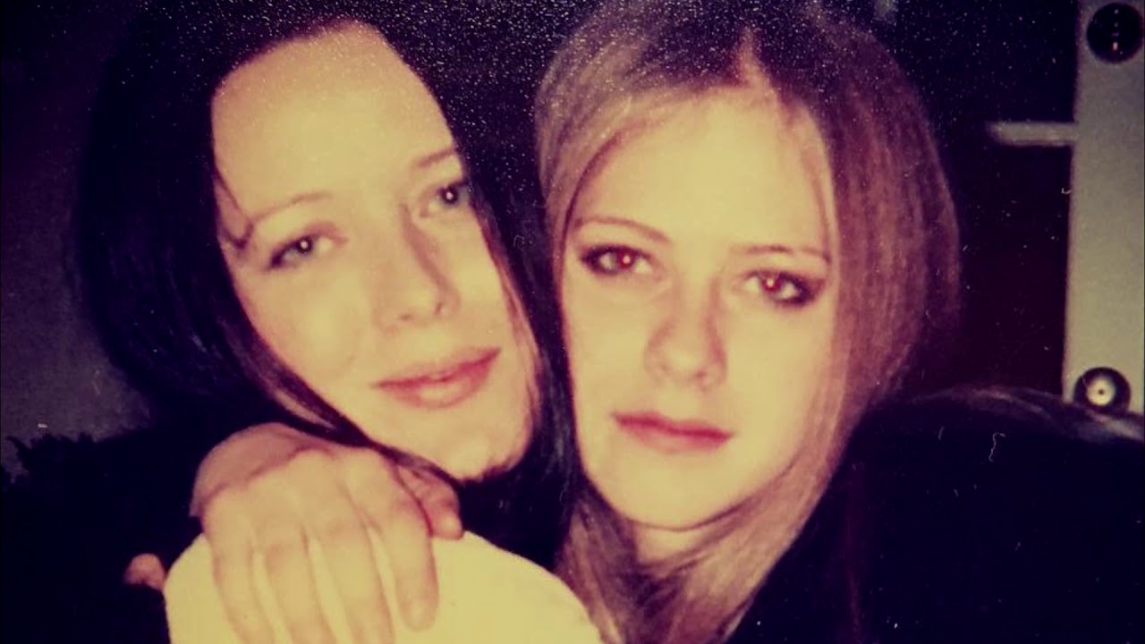Avril Lavigne & Lauren Christy - Break It So Good (lyrics + magyar ...