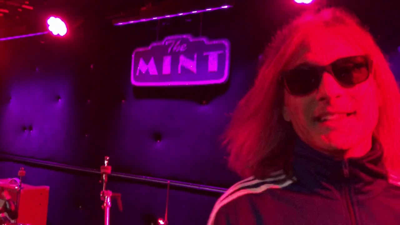 should i wait? - YouTube