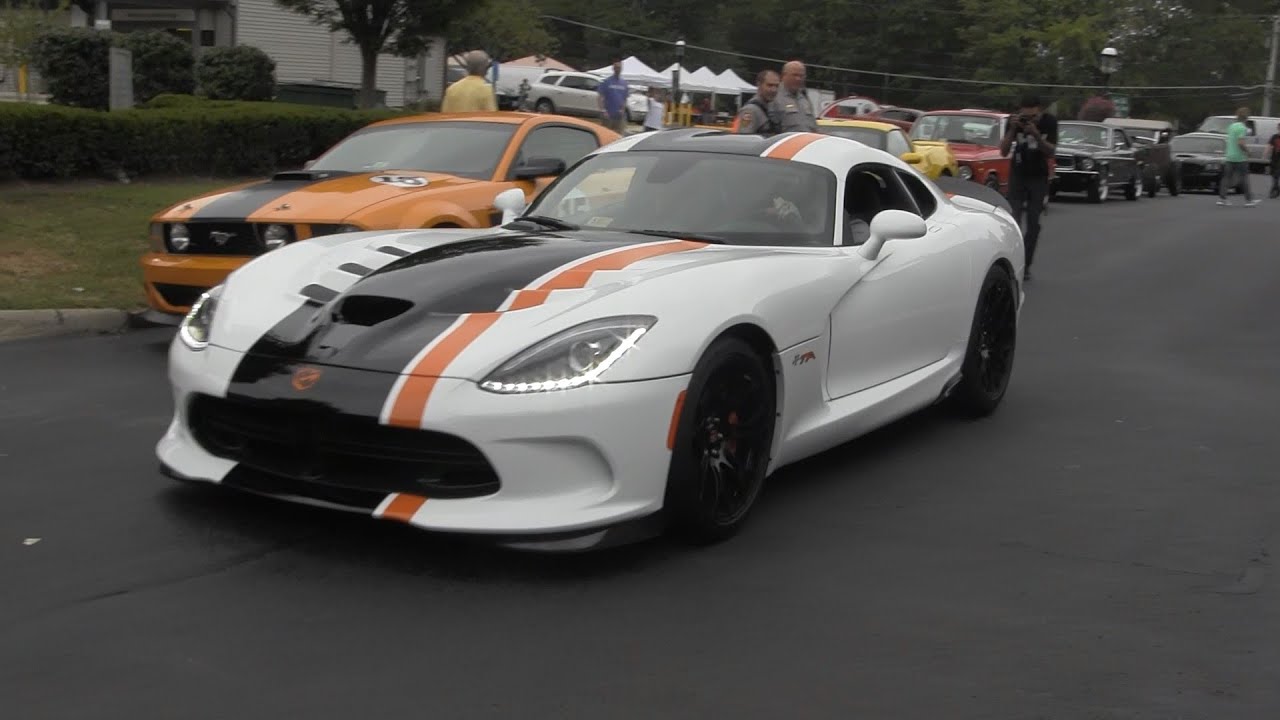 SRT Viper Time Attack - Walkaround - Arrival - Cars and Coffee - YouTube