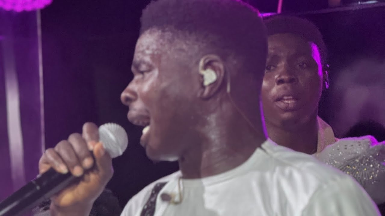 KAYODE SAMUEL LIVE MINISTRION AT RCCG POWER HOUSE #viralvideo - YouTube