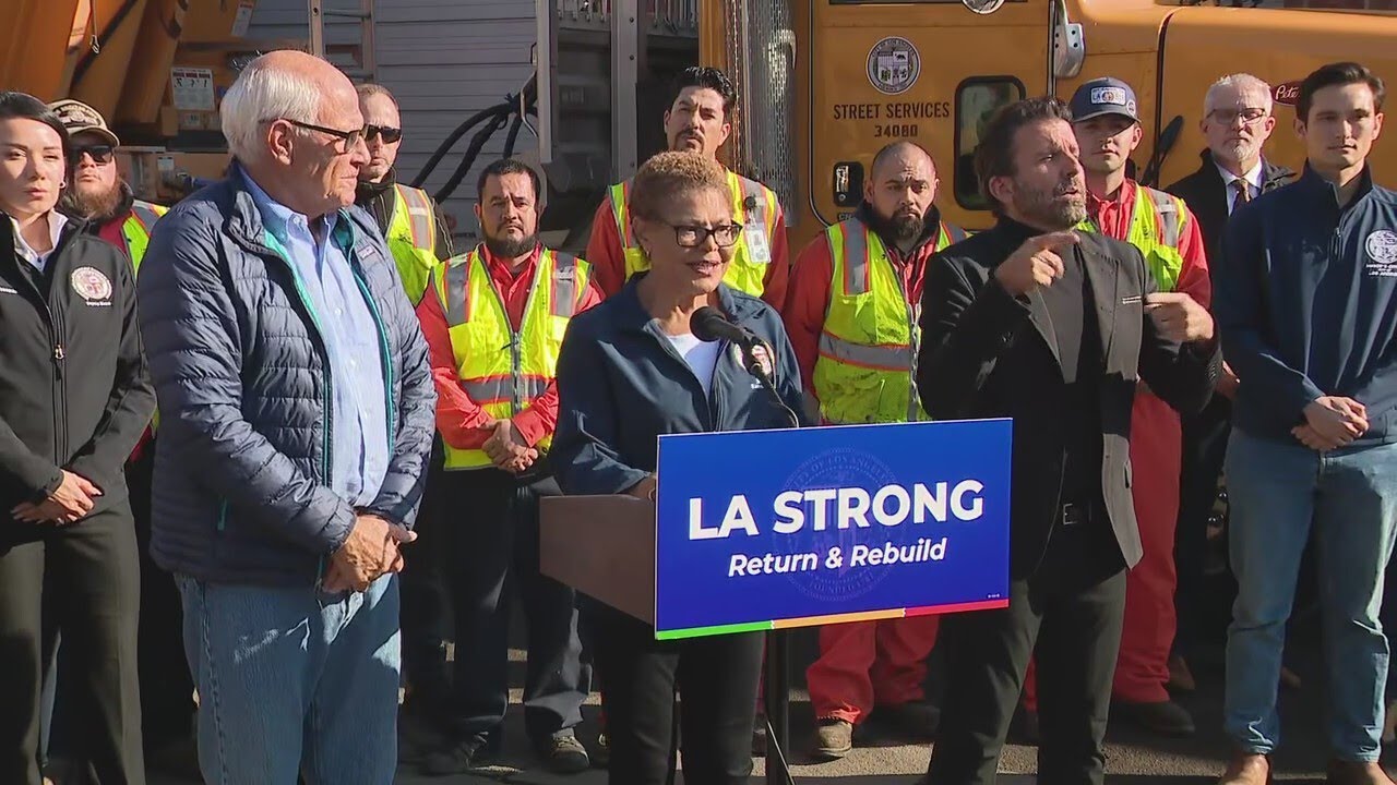 Mayor Bass appoints Steve Soboroff to lead LA rebuilding efforts - YouTube