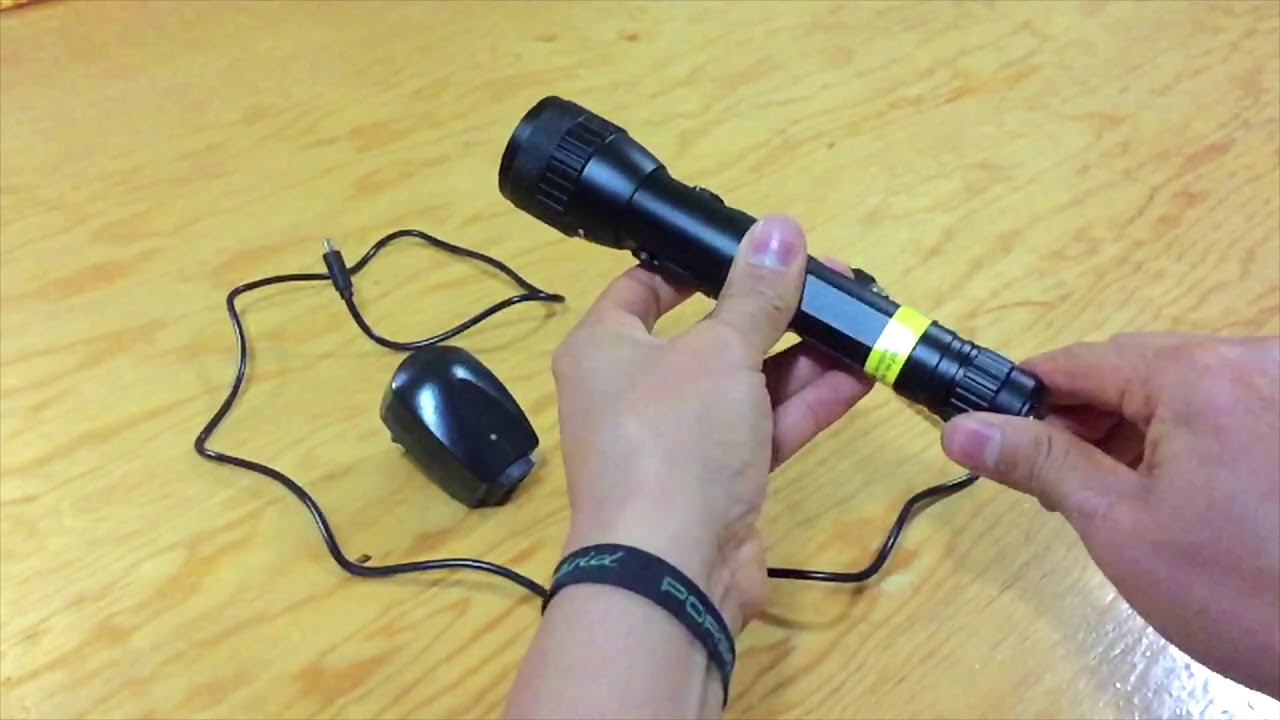 Linterna TRUPER Expert 180 lumens, 1 LED CREE, 135 metros y lente con ...