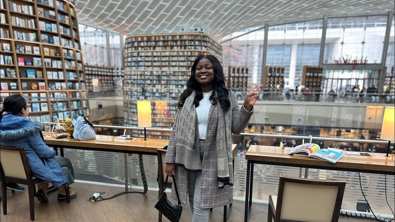 Vlog: first time in South Korea, visit the most popular library in ...