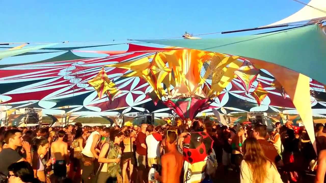 Antaris Project Festival 2013 - Sunny Sunday Afternoon - PACELAND - YouTube